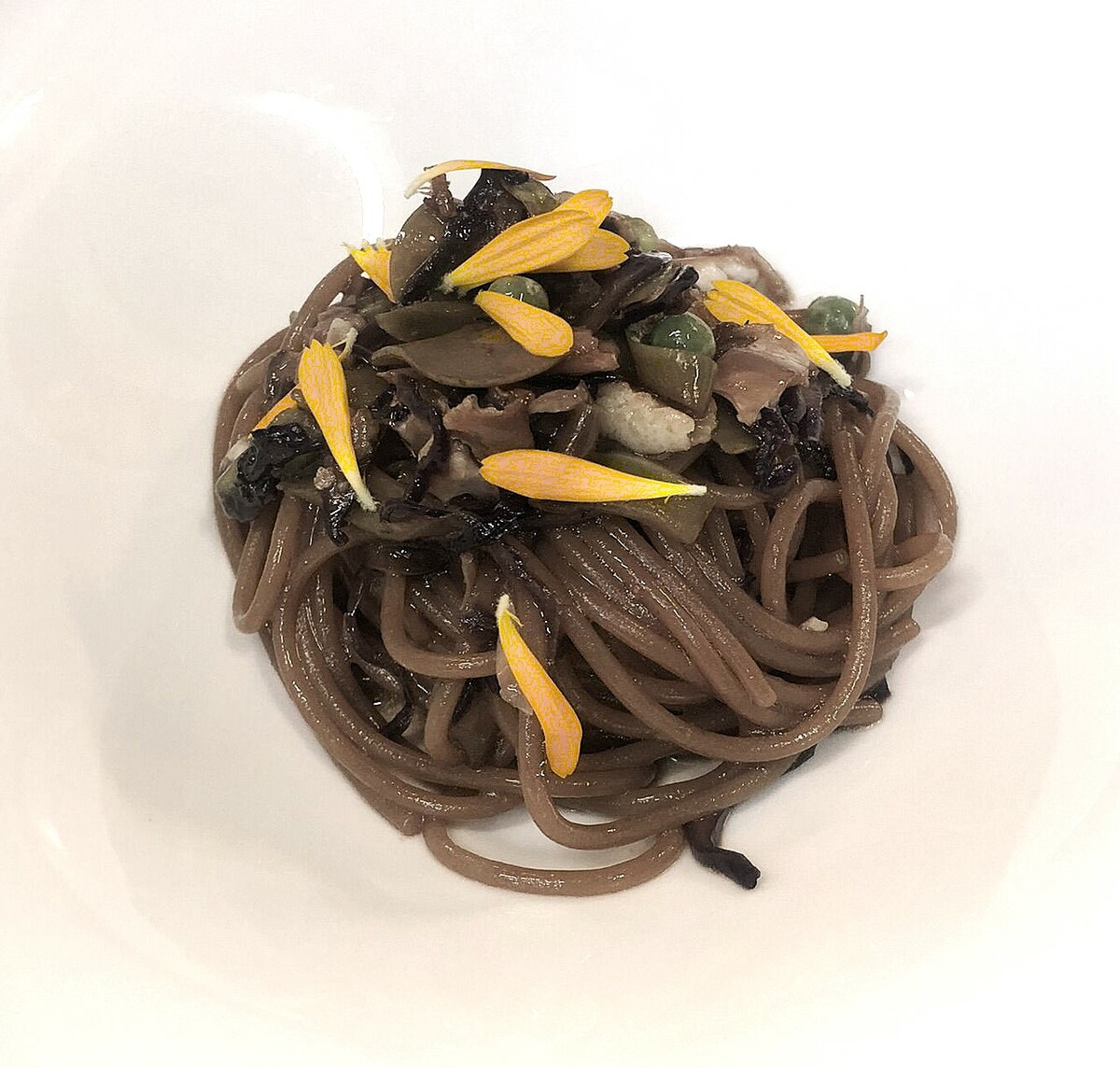 Pesto in fiore: il classico ligure si reinventa - TravelEat