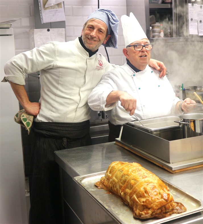 Pigna (IM): tutto esaurito per la cena anni '80 dell’Osteria Martini ...