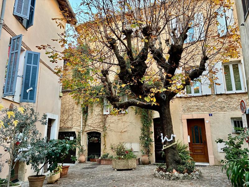 Le Cannet, il borgo dalle sette colline che racconta la storia della ...